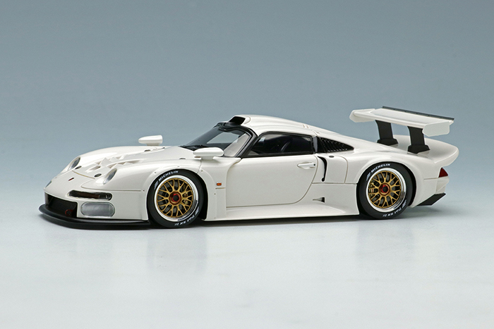 Make Up Co., Ltd. / Porsche