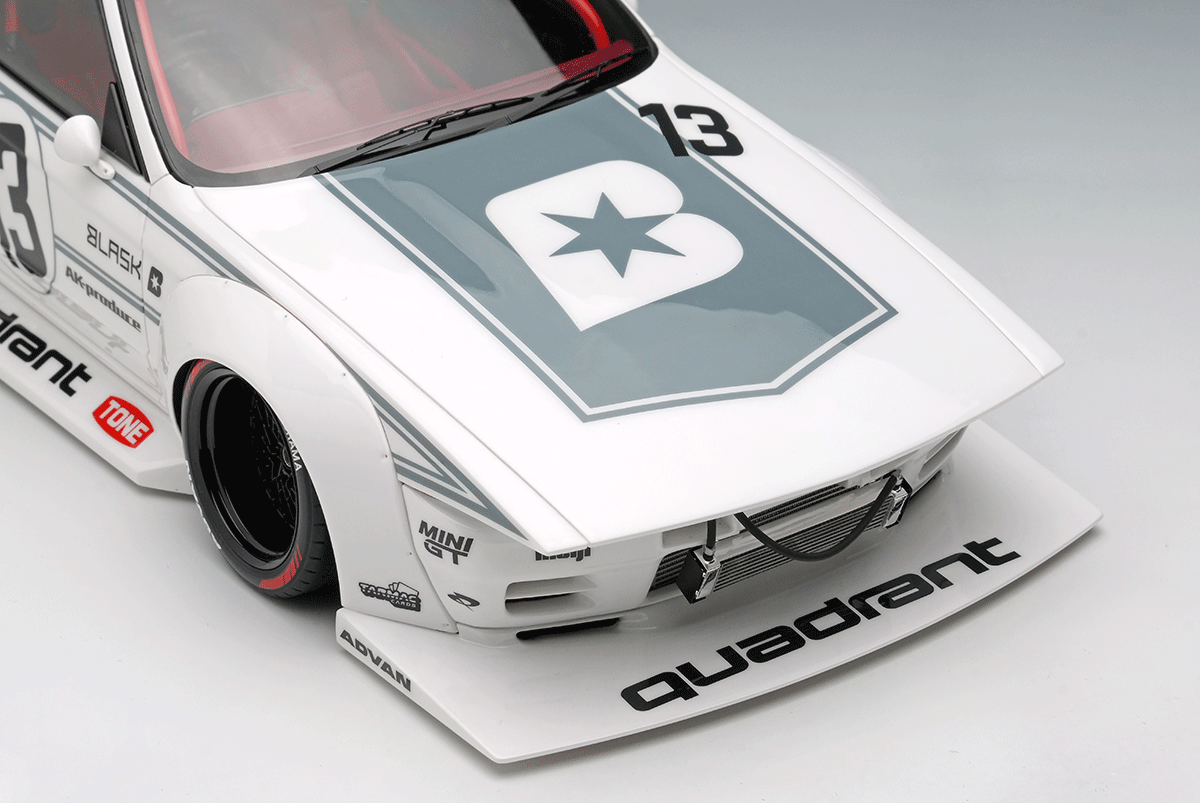 Make Up Co., Ltd. / LB-KAIDO WORKS NISSAN SKYLINE(R32) Tokyo Auto Salon ...